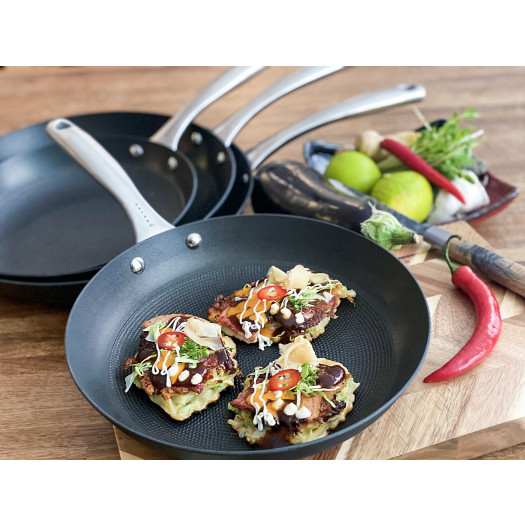 Satake stekpanna gjutjärn 280mm - Stekpannor | Martin & Servera