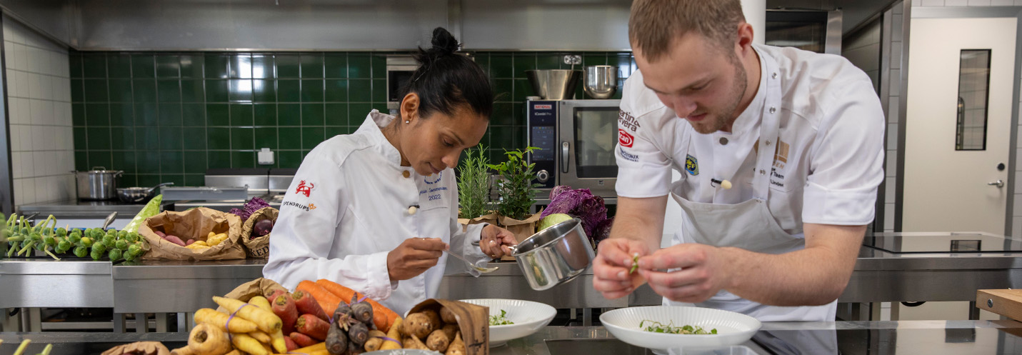 Utvalt med omsorg Play | Martin & Servera